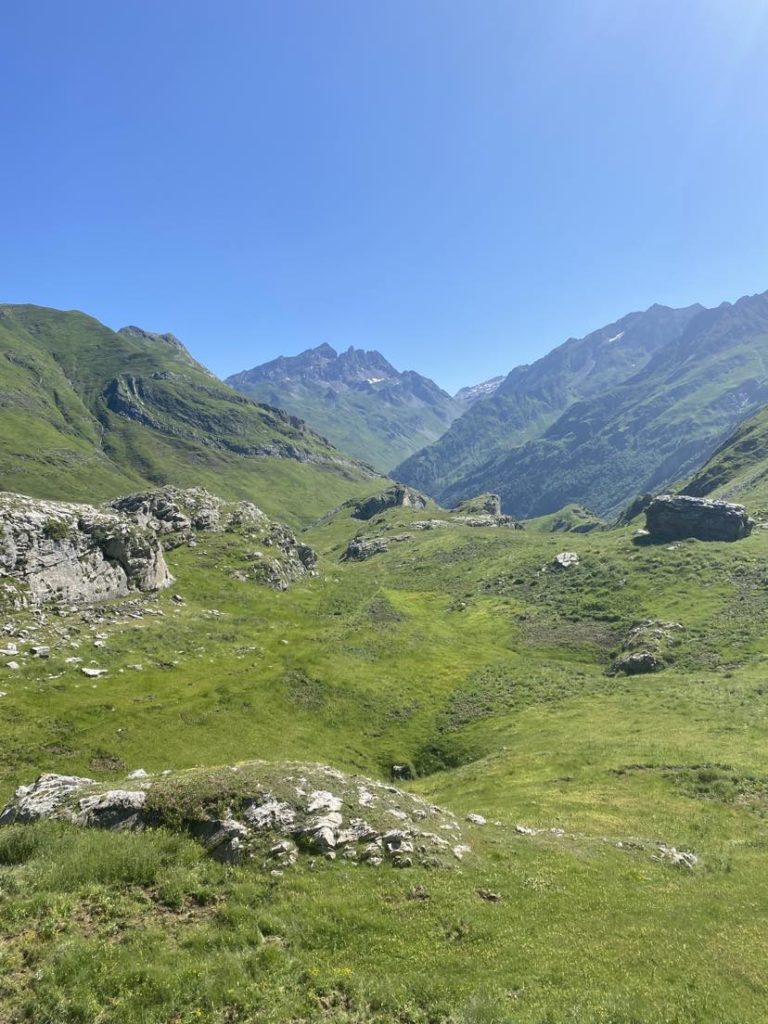 LOS PIRINEOS FRANCESES EN VERANO EN AUTOCARAVANA